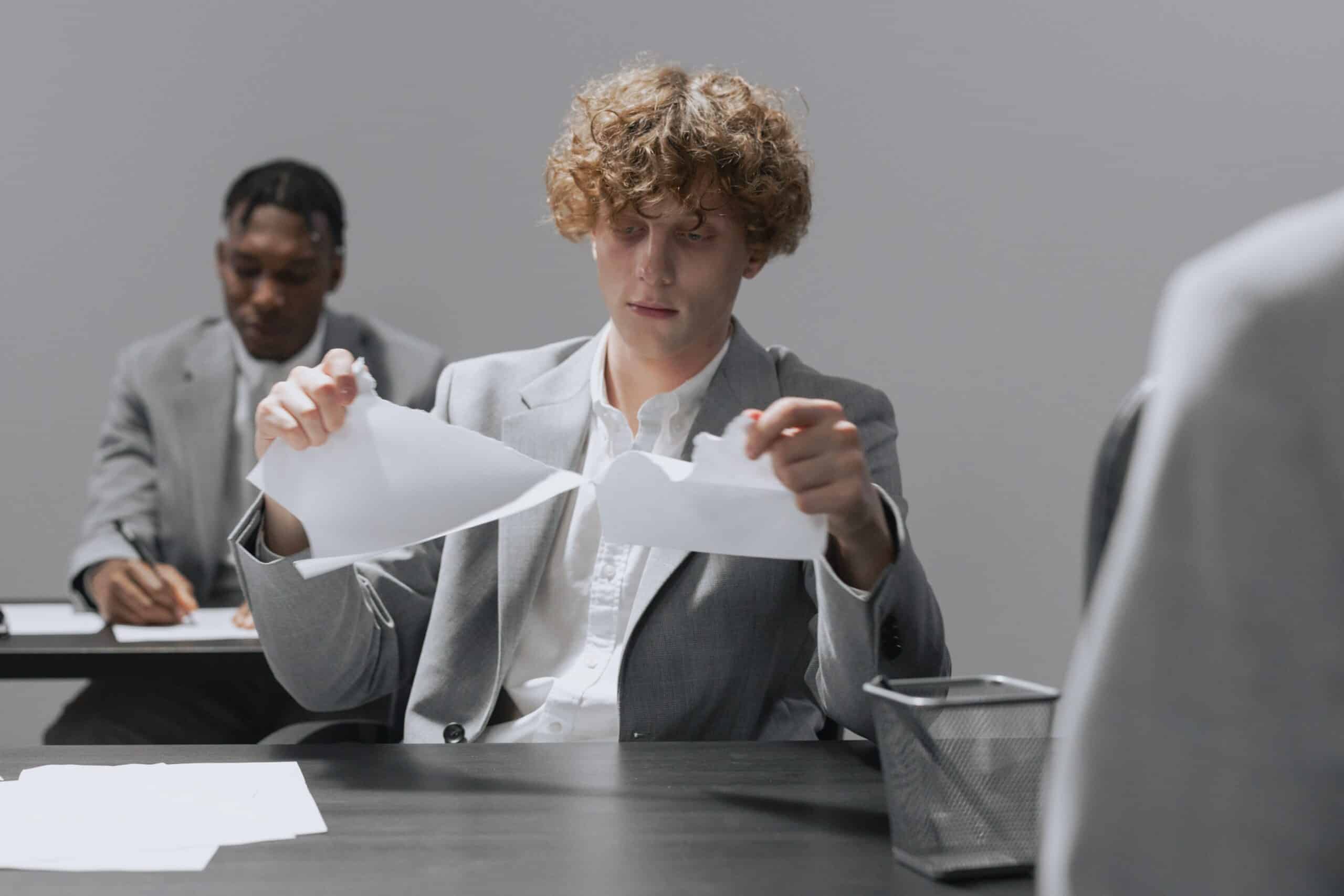 An Overview of the Evolution of Paper Shredding Machines ☑️